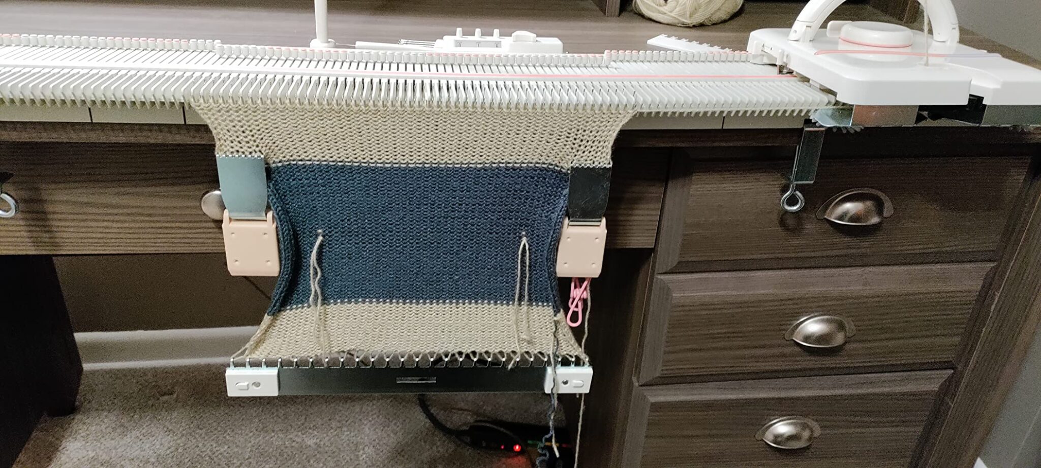 12 Best Knitting Machines for Home Use (April 2026) Expert Guide